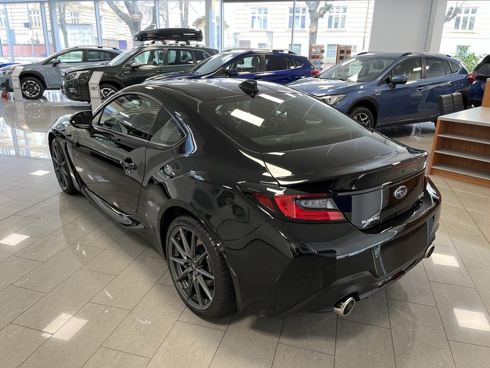 Nákup - 23 BRZ 2.4i Limited, 6MT - SUBARU OPAVA